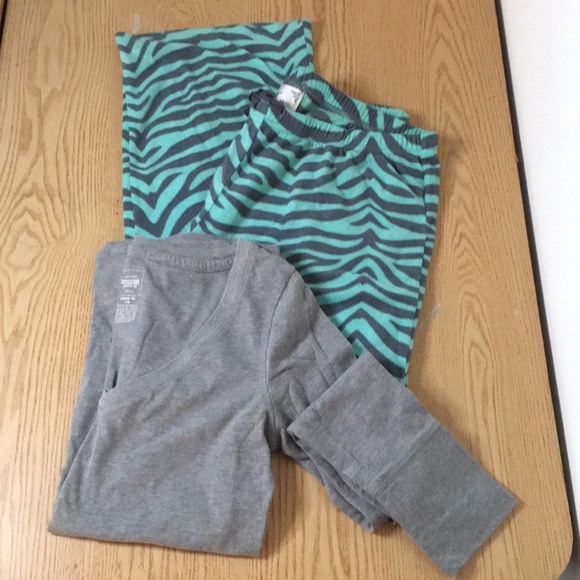 Pj Couture | Intimates & Sleepwear | Bin 8 2pc Pj Couture Pajamas Shirt ...